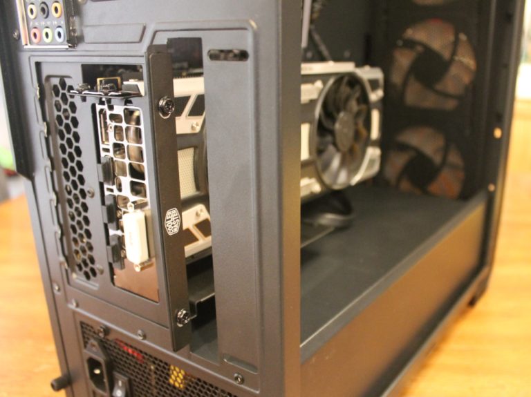 Antec DF500 Vertical GPU mount - MyRandomTechBlog.com